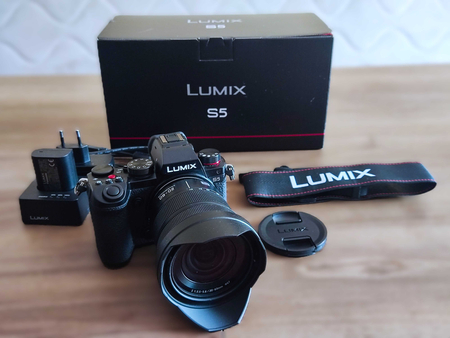 Lumix S5, 20-60 mm