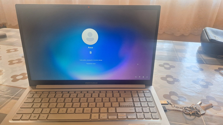 Asus Vivobook sotiladi