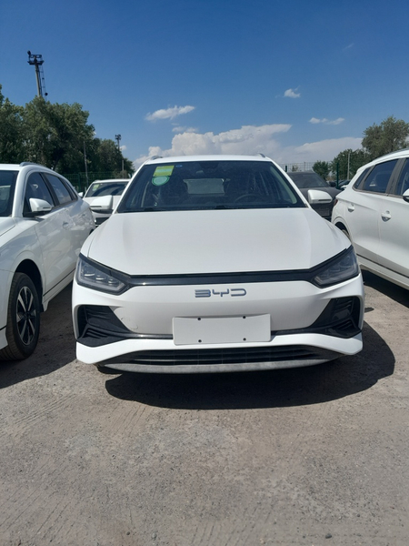 BYD e2 luxury  2024