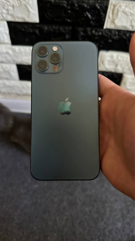 Продам свой iphone 12 pro