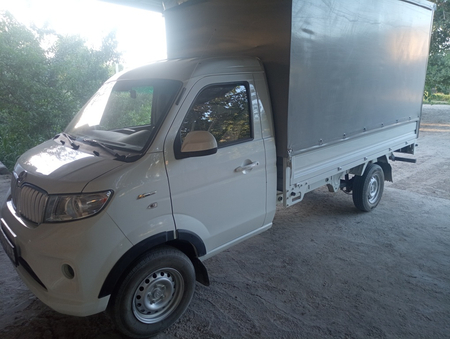 Shineray T30 holati alo darajada tentli furgon qilingan