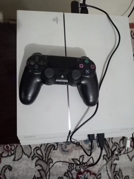 Sony Playstation 4 11.00 vzlom qilingan