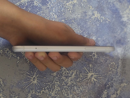Iphone xr sotiladi
