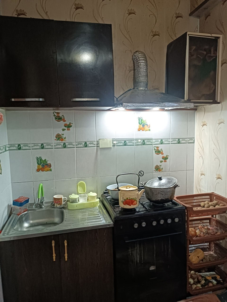 3 xonali barcha qulayliklarga ega uy sotiladi