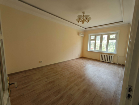 Продается квартира Гулобод ЧорСу.