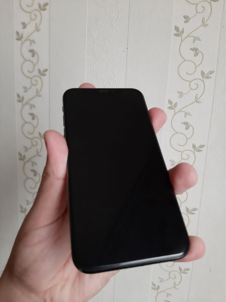 Iphone XS LL/A ideal