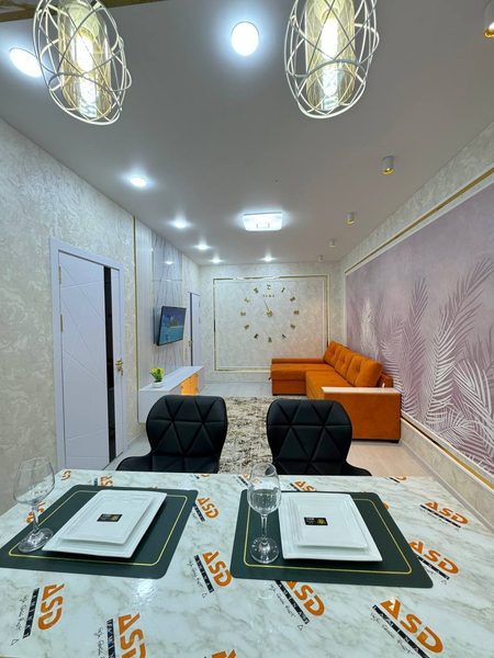 Продаётся Чиланзар 5кв 1/4/4 балкон 1.5х6
