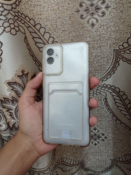 Samsung A 04 e sotiladi