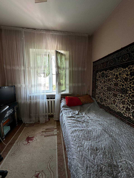 Госпитальный м-в 3х ком, 8 этаж, Ойбек метро, Улучшенная планировка