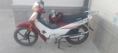 Skuter moto rvolt