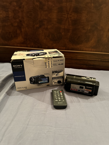 Видеокамера sony hdr-pj30e