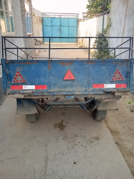 Arava sotiladi srochna