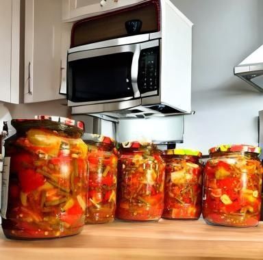 Консерва махсулотлари сотилади