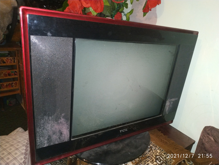 Televizor TCL в хорошего состояние