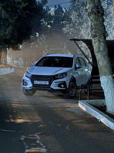Lada vesta cross Bo\\\'lib to\\\'lashga sotiladi