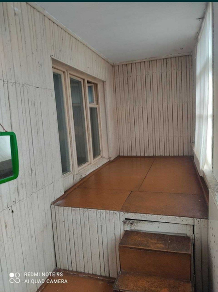 Кора камиш 1/3 да 3 хона сотилади
