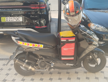 Skuter 125kubali pnevmatok glushitel