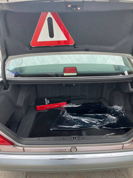 Mercedes Benz  S320