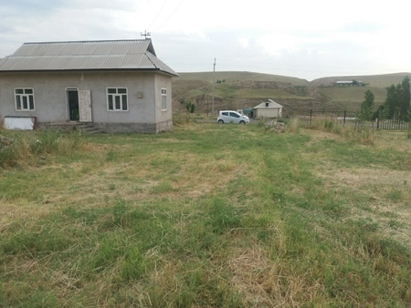 Дача ёки уй солиш у/н срочно участка эр сотилади