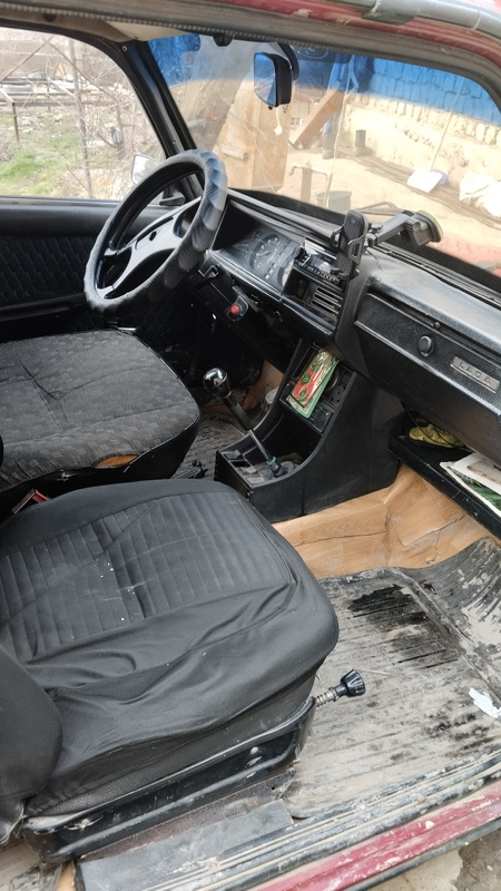 Vaz 2107 sotiladi
