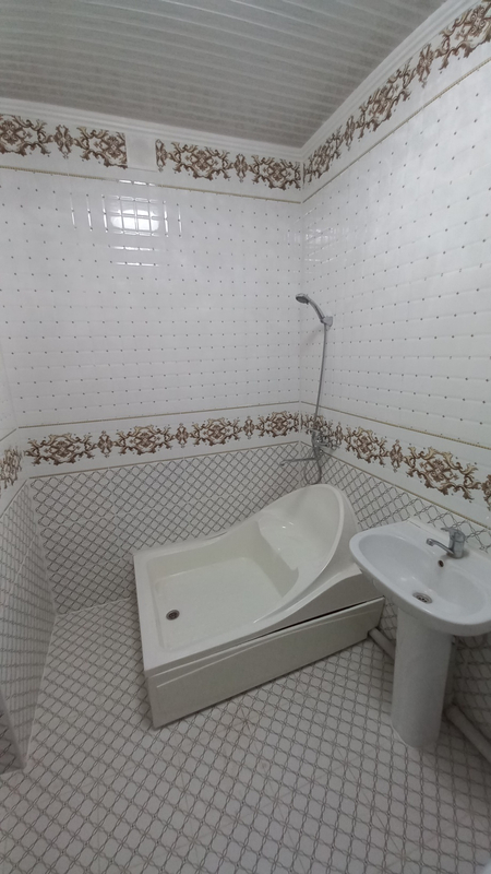 Продаётся квартира в цетнре Нукуса
