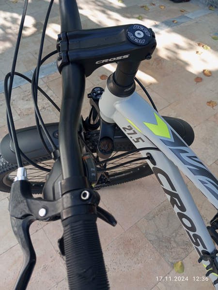 Cross velik/velosiped 27.5 razmer