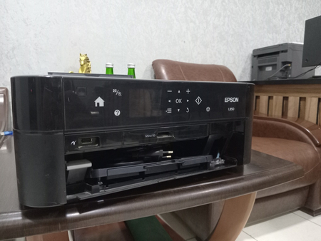 Epson L 850 tri vadnom holati alo hammasi ishlaydi