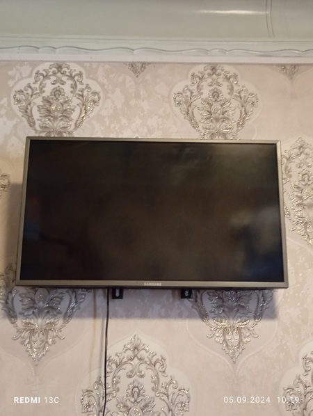 Samsung 32 smart emas