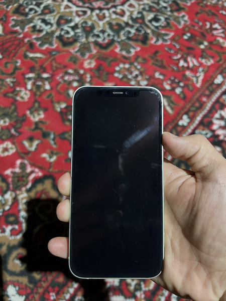 Iphone 12 satiladi obmen