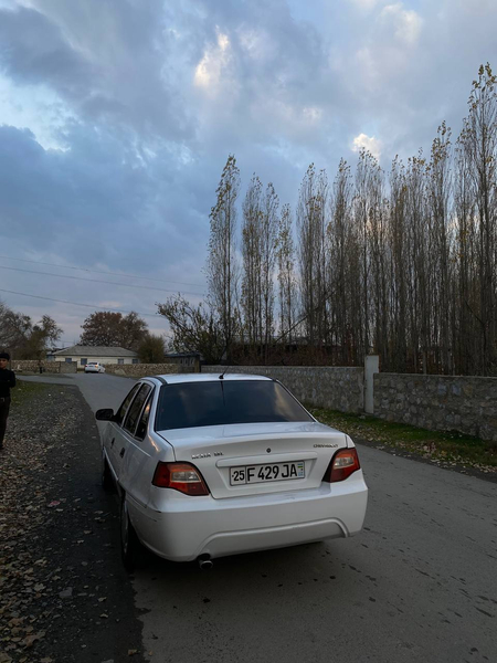 Neksiya 2  2015  1.6 kanditsaner