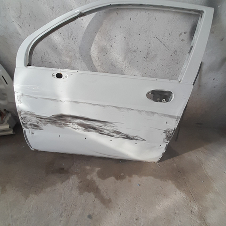 Matiz eshik pered leviy