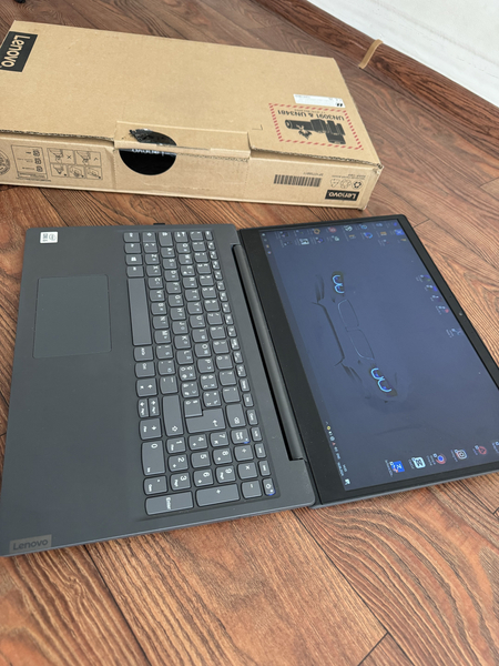 Lenovo V15 core i5