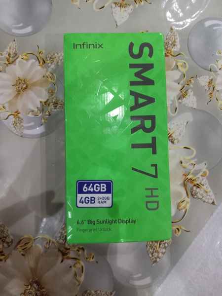 Infinix Smart 7 .Holati ideal.Chexol so\\\'vg\\\'a.