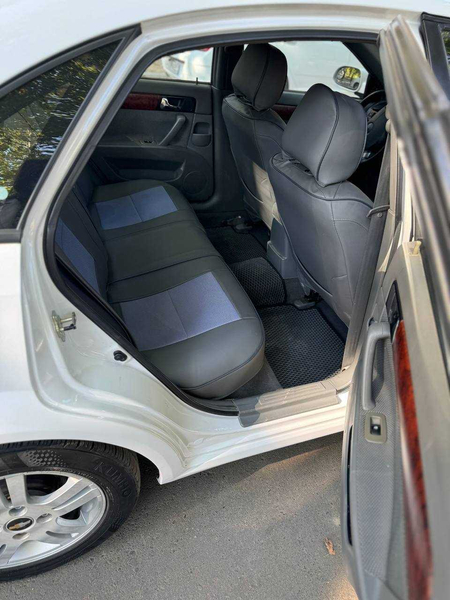 Lacetti Chevrolet 1.8 - 8.200 у.е