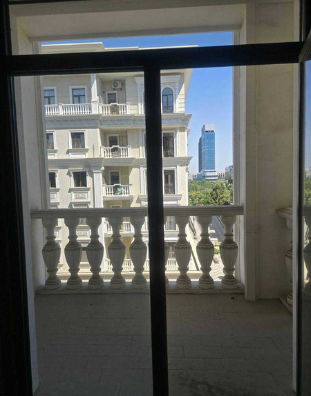 2 комнатная состояние коробка Tashkent City 47м2, вид на бульвар