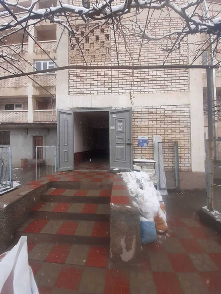 Сдаётся 2-ух комнатная квартира в районе Аэропорта.