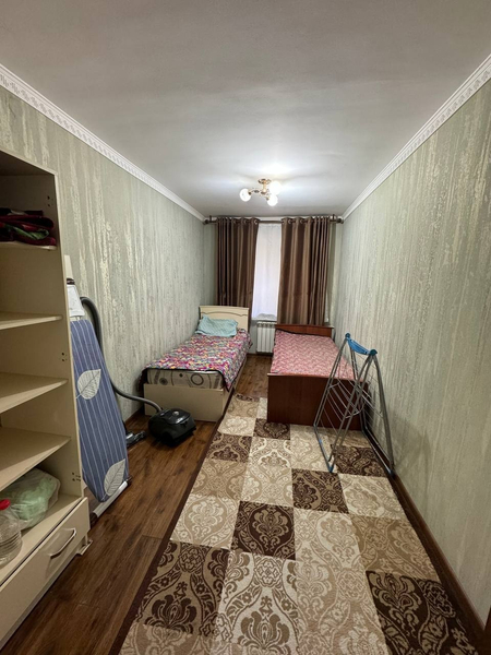 Продается 3х ком. кв-ра на ул.Новомосковская,ор-р:15 гор.больница,65м2
