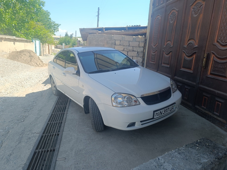 Lasetti 1.8 2011
