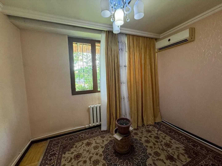 Продаётся 4/4/4 квартира на Ц-1  ор-р английский посольство Br04