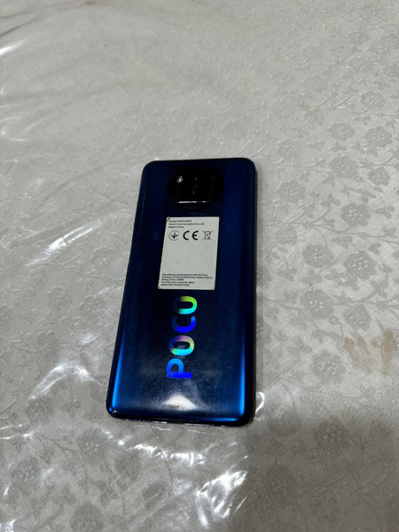 Poco 3x NFC 
Pul kerakligi uchun majburan sotiladi.