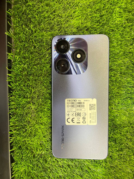 Tecno spark 10 8+8/128
