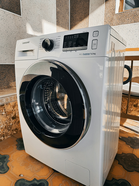 Samsung 6kg kir yuvish mashinkasi sotiladi
