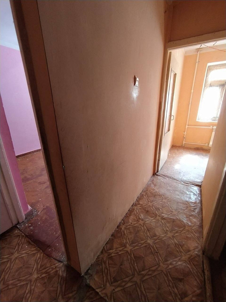 Срочно продаётся 1 комнатная квартира на октябре