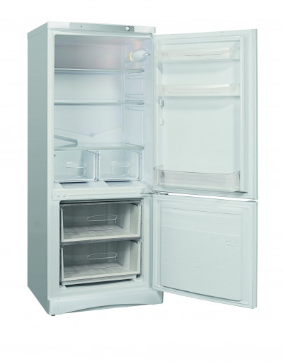 Холодильник Indesit ES15 white