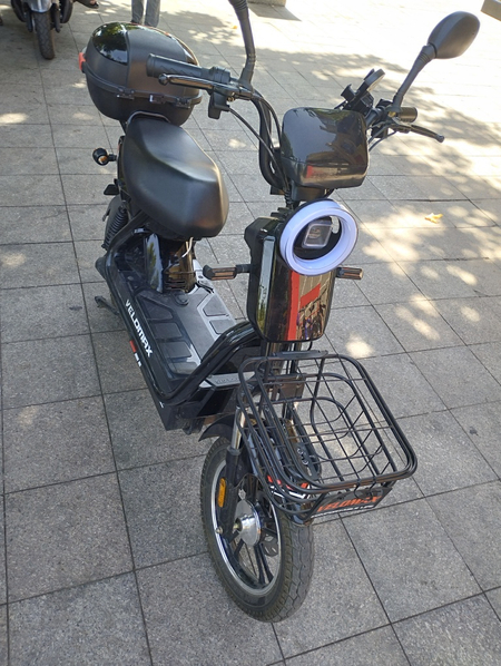 Skuter velomax jk