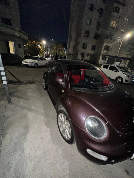 Продаю машина Beetle