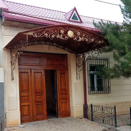 Perila . Reshotki na okna.na balkone.Перила . Решетки на окна и на бал