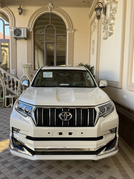 Toyota Land Cruiser 150