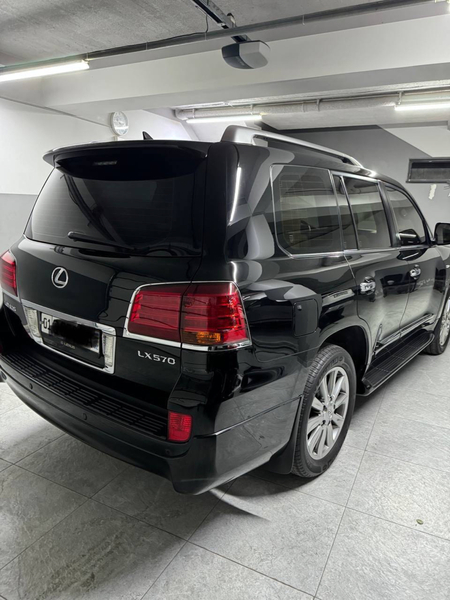 Lexus lx570 в идеальном состоянии