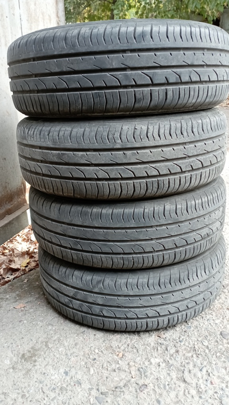 Продам автошины Continental 195/65R15